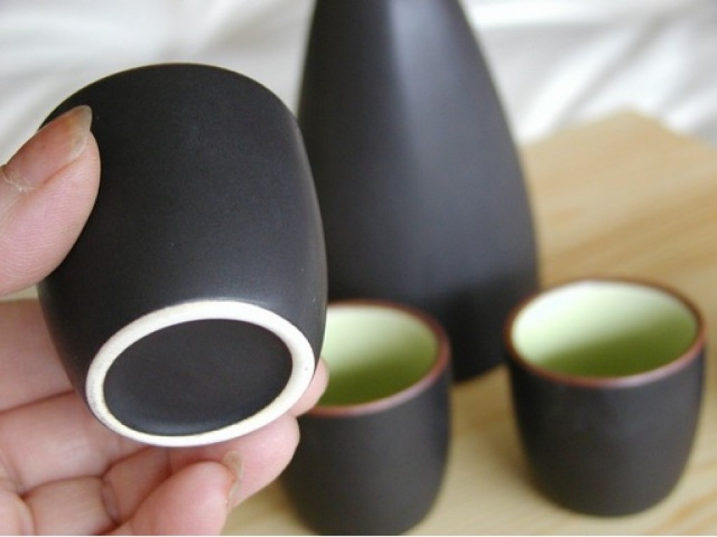 Sakesæt - sort farve | Japanske Danmark